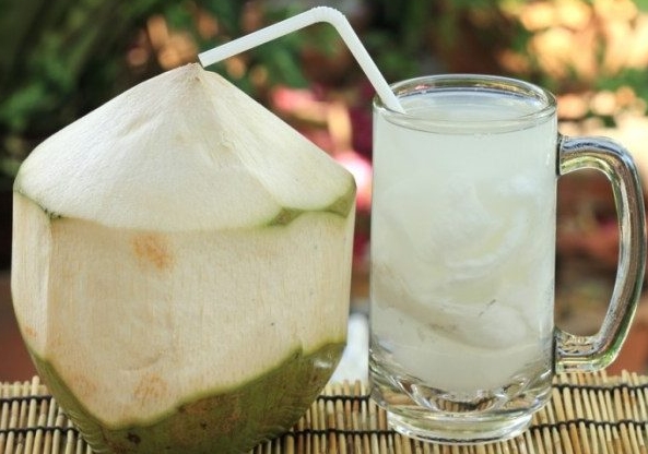 Cara Membuat Es Kelapa Muda Untuk Dijual Paling Enak dan Laris